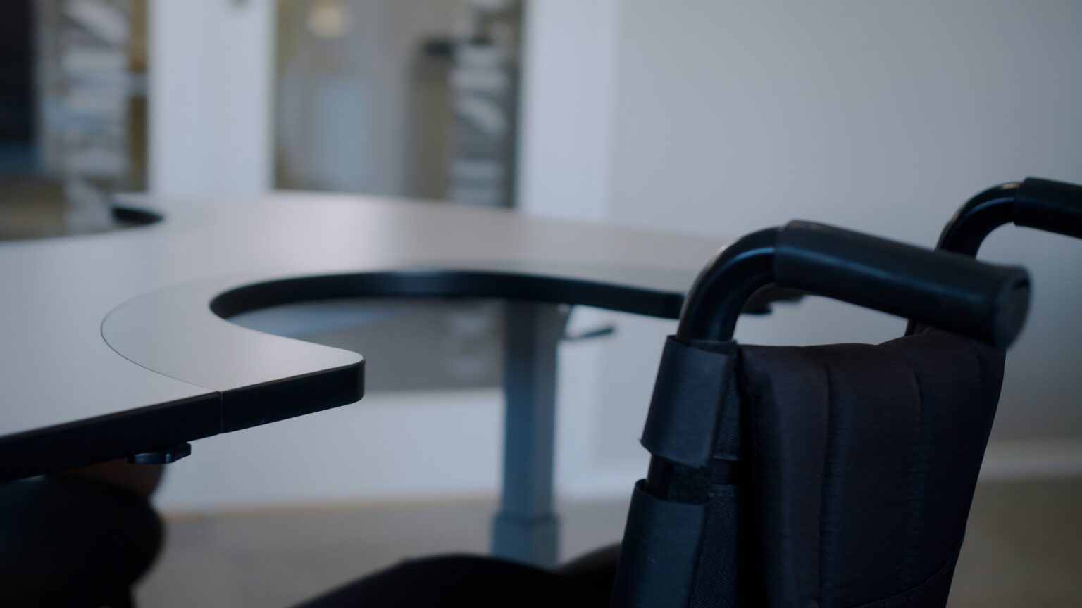 Wheelchair Accessible Tables | Ropox