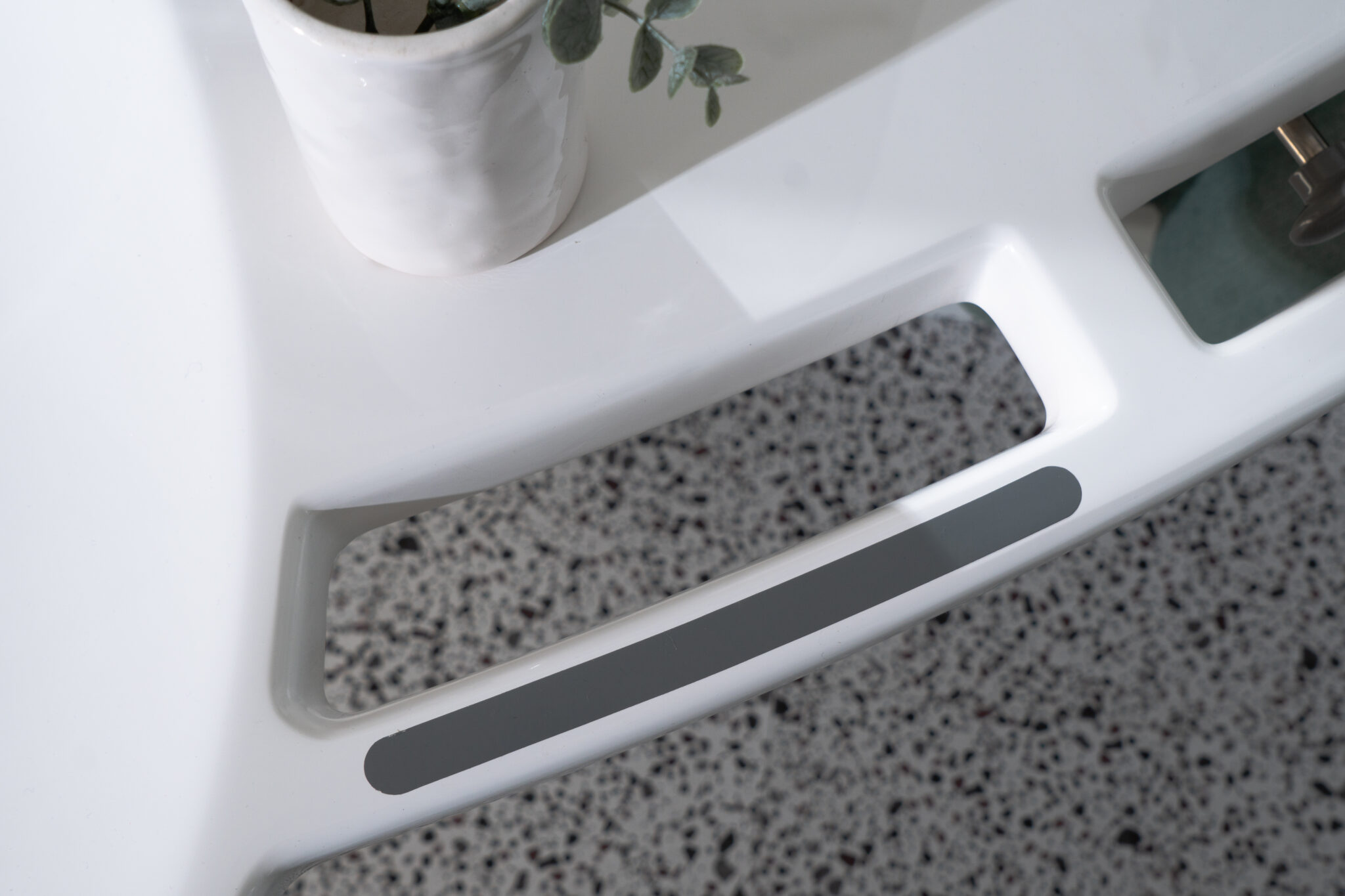 Accessible wash basins for elderly and disabled | Ropox
